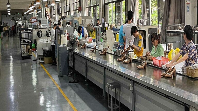 How to choose a good shoe factory and footwear manufacturer