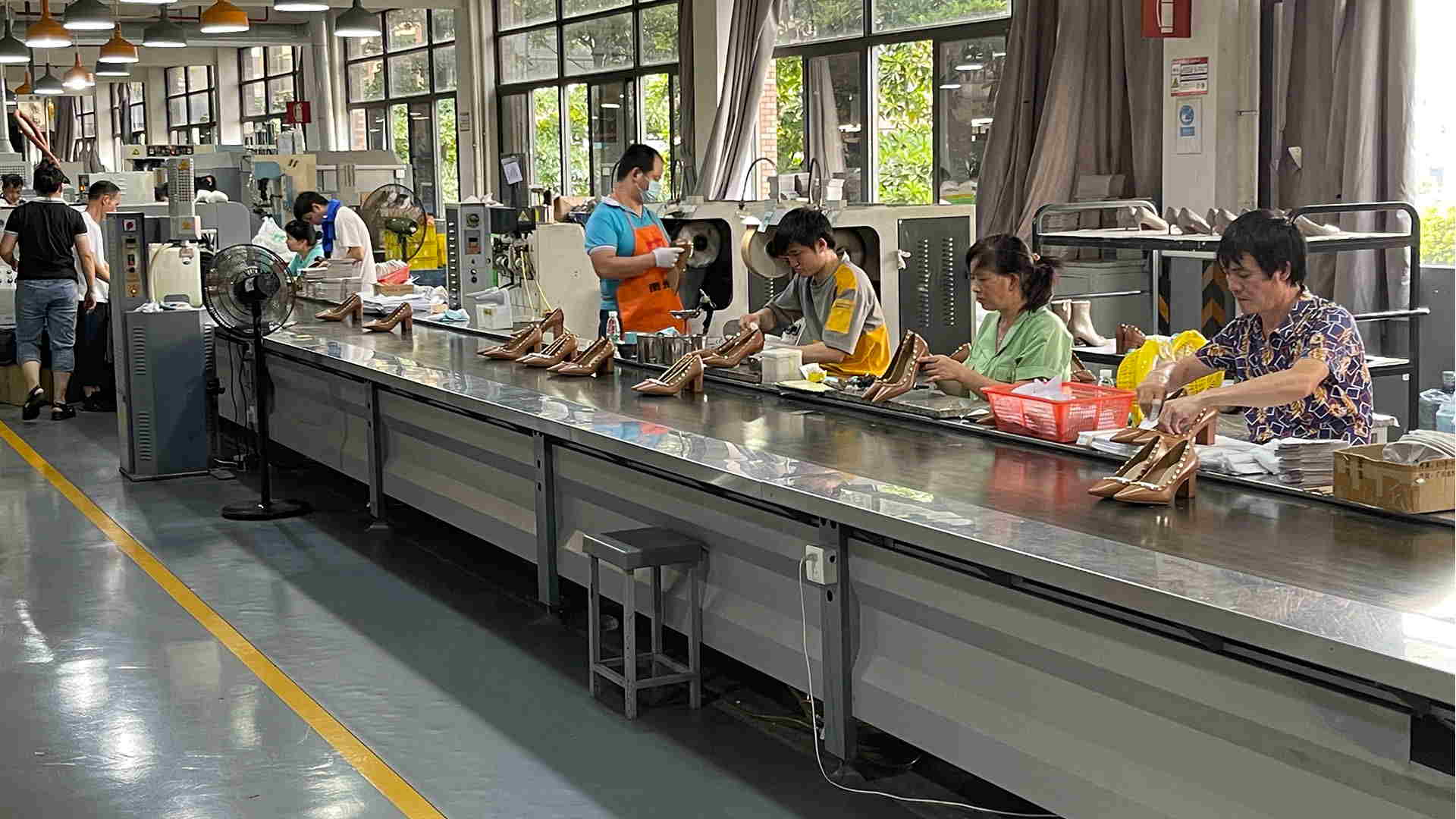 How Shoes Are Made In The Shoe Factory 101